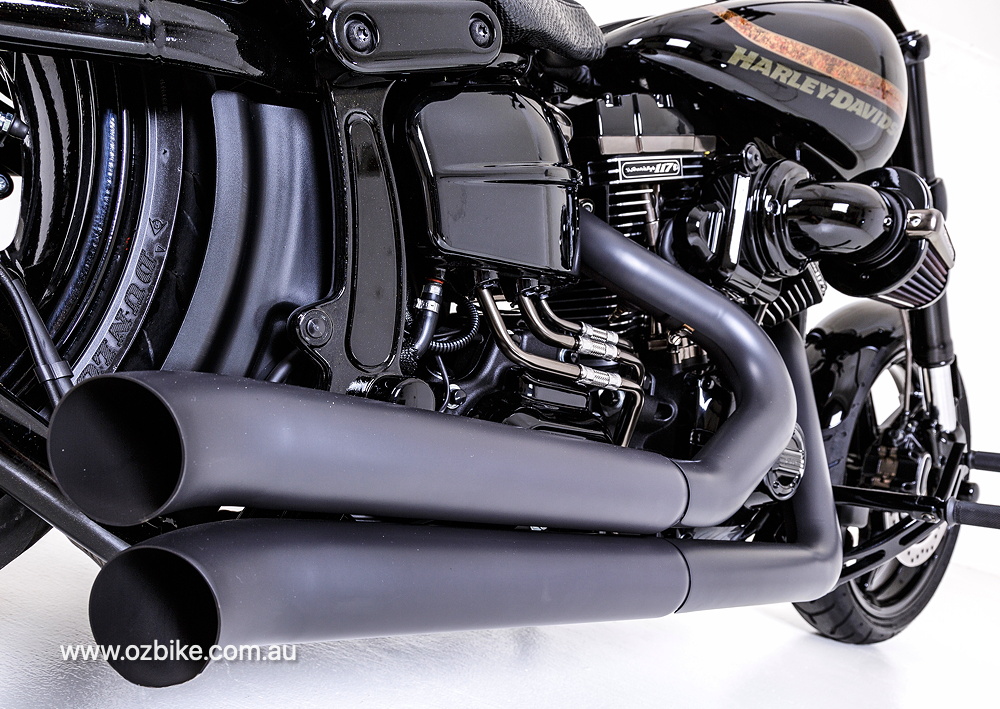 Ozbike Digital Magazine: Harley CVO Pro Street Breakout Ozbike_4