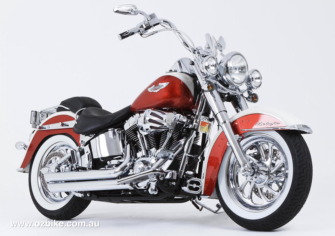 Deluxe Harley-Davidson Nostalgia Motorcycle