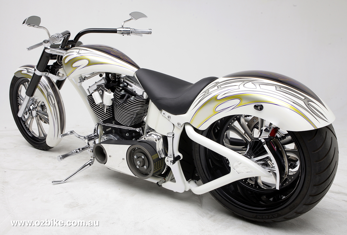 White Heat Street Custom Motorbike